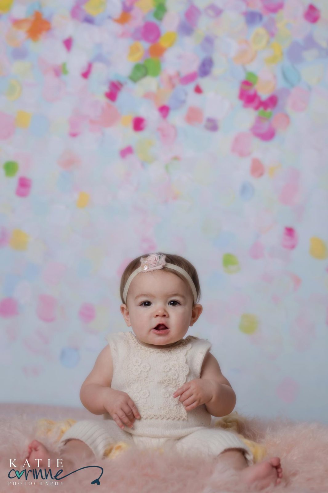 1 year old portraits floral bonnet